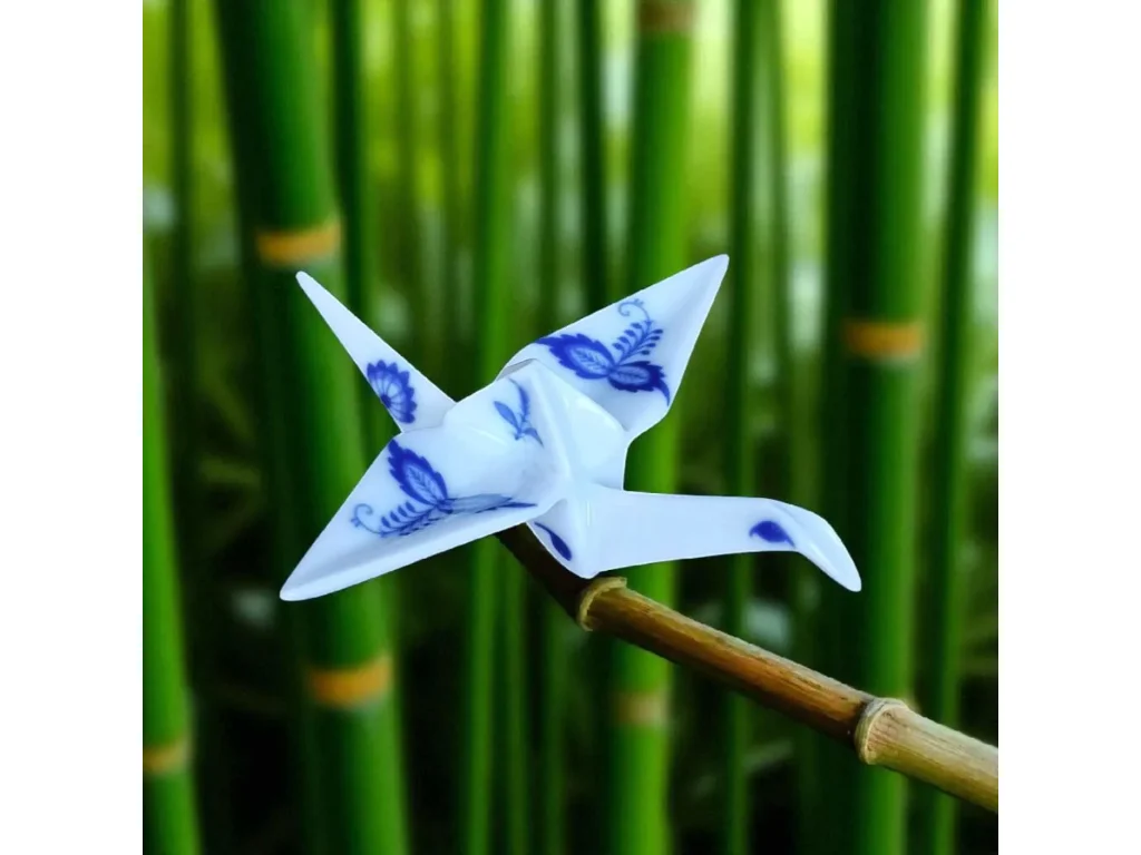 Cibulák Origami letící jeřáb Originál Český porcelán Dubí - Cibulák ...