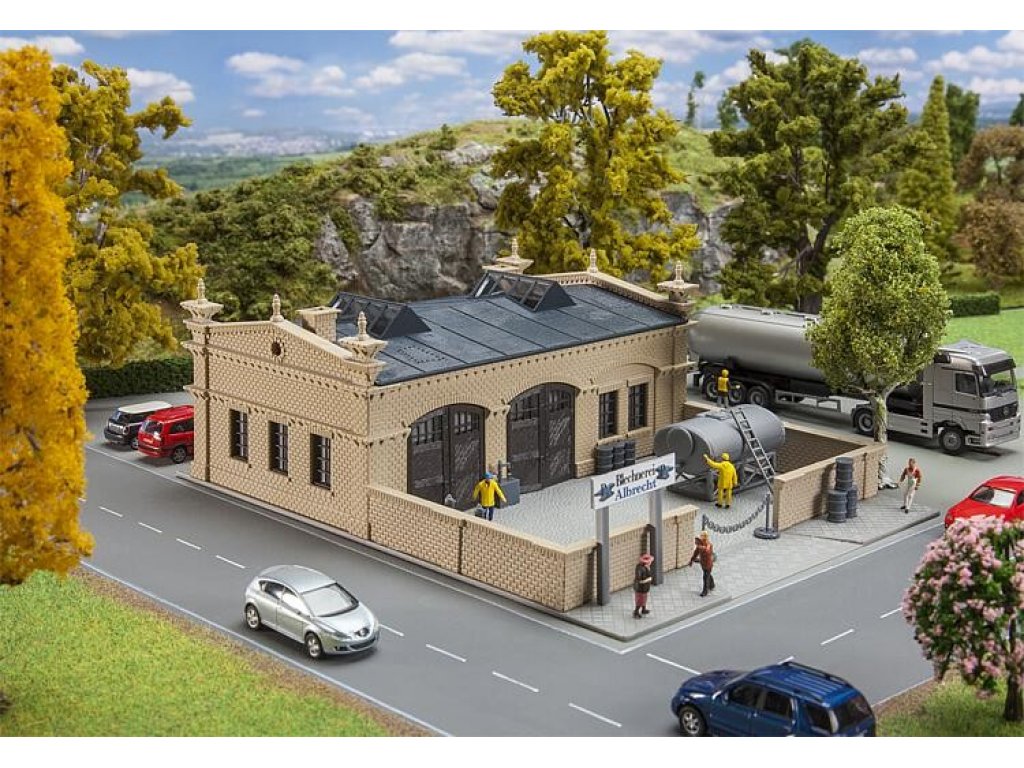 H0 - Auto dílna - osvětlením - Faller 131545 | Vlaky Zezulka